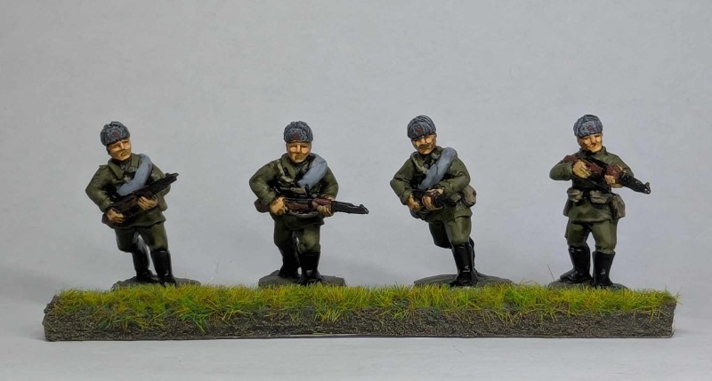Russian Riflemen in Fur Caps I - newlinedesigns.co.uk